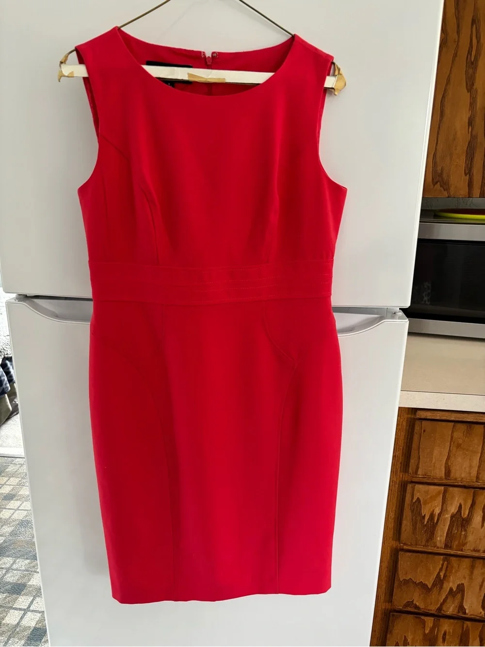 Evan Picone | Dresses | Evan Picone Red Sleeveless Sheath Midi Dress ...